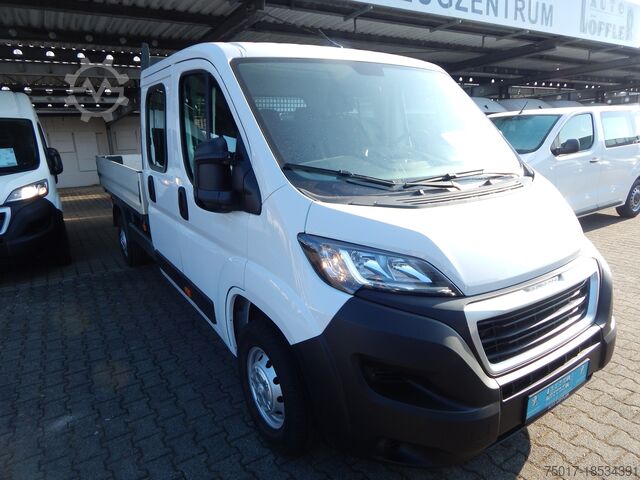 Flatbed Truck Double Cab
Peugeot Pritsche Doka Lang L3 7-Sitzer Klima Anhängerkupplung