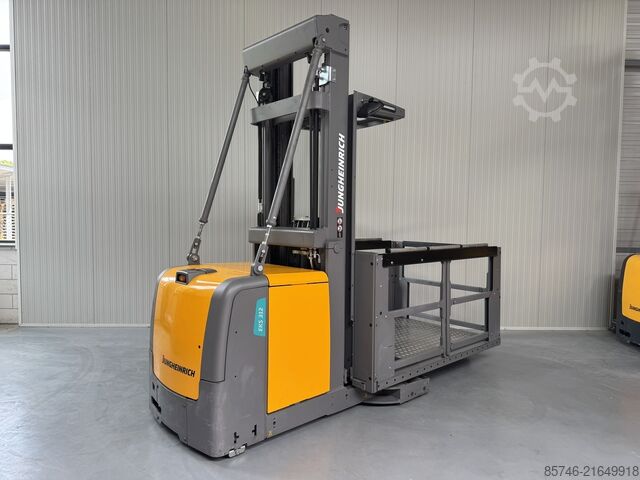 EKS 312 - platforma D x Š = 2000 x 1400 mm !! Triplex FFL !!
JUNGHEINRICH EKS 312 - platform L x W = 2000 x 1400 MM !! Triplex FFL !!