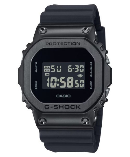 Casio G-Shock muški sat ( GM-5600UB-1 )