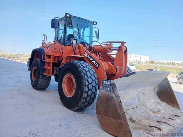 Utovarivač
Doosan DL300
