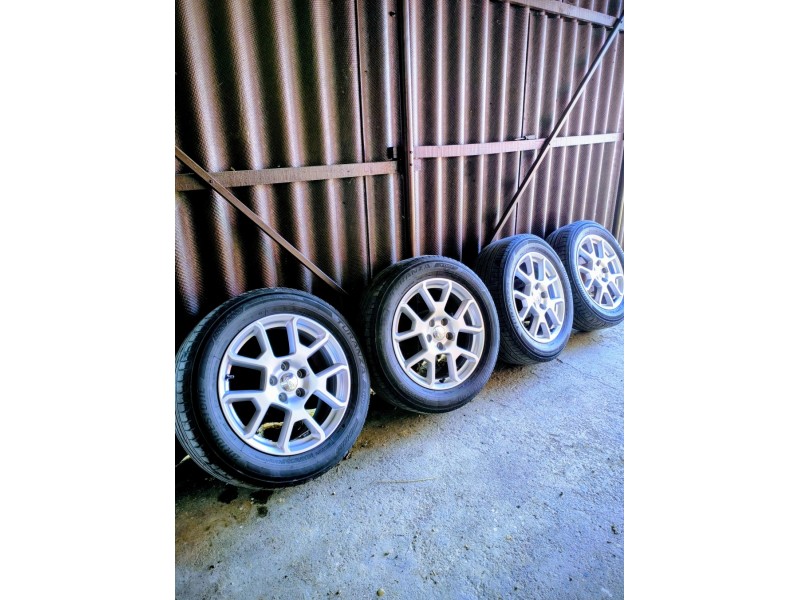 BRIDGESTONE set Guma 4 komada