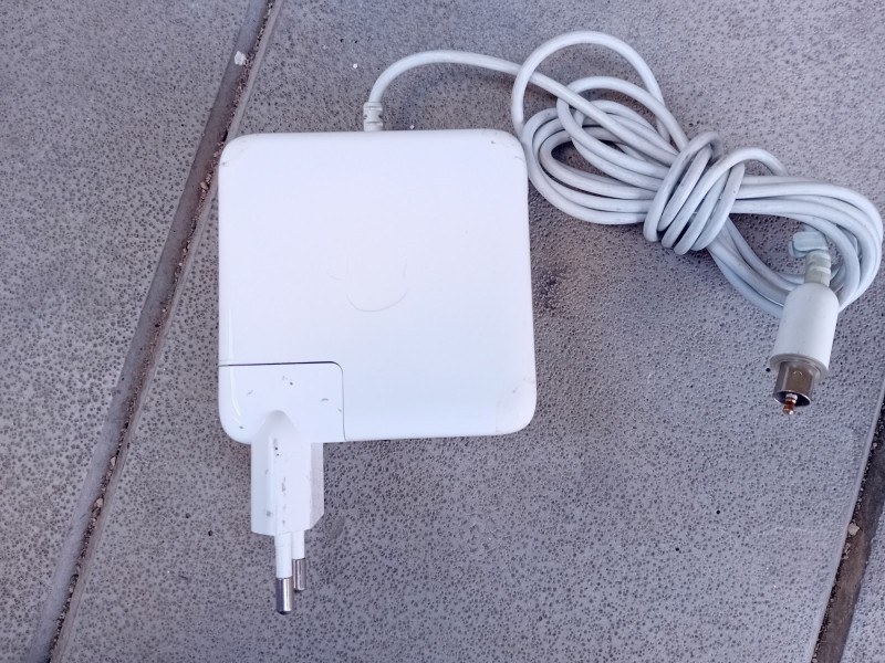 Apple A1036 45W 24V 1.875A AC Power Adapter