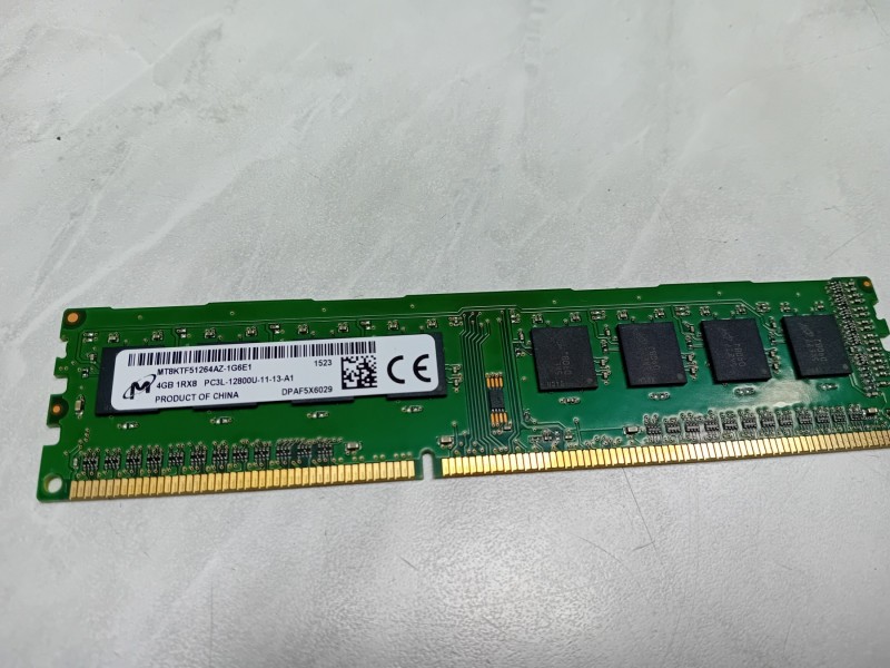 ddr3 4gb micron ispravna 1600mhz pc3l