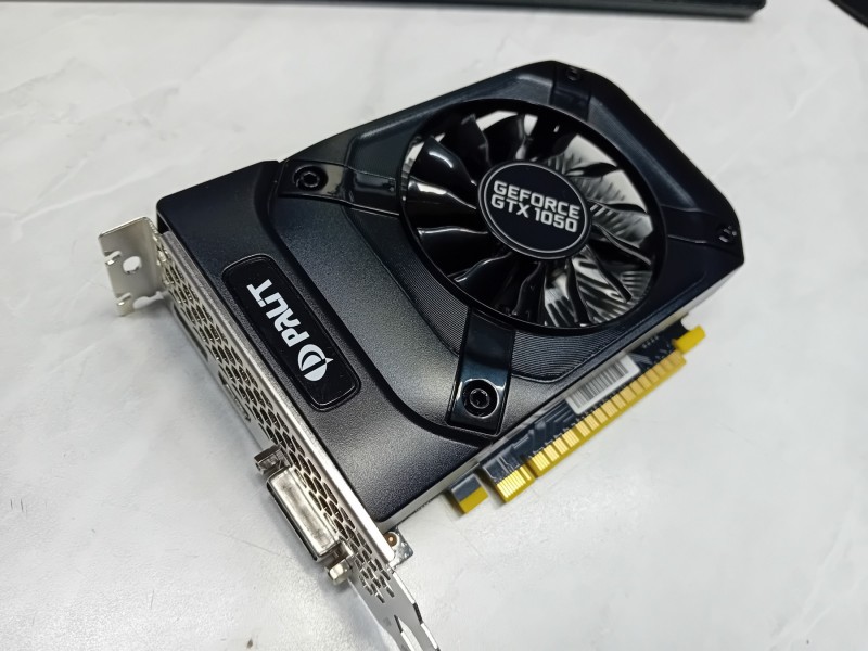pci e grafika Nvidia GTX 1050 2gb 128 bita ispravna