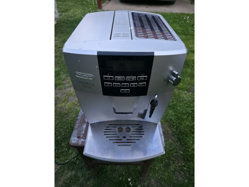DeLonghi Automatski espresso aparat, mlin, kafa, para