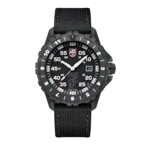 LUMINOX SAT F-117 NIGHTHAWKÂ® X SKUNK WORKSÂ®