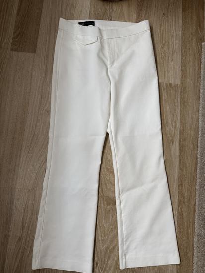 Nove zara perfektne pantalone M