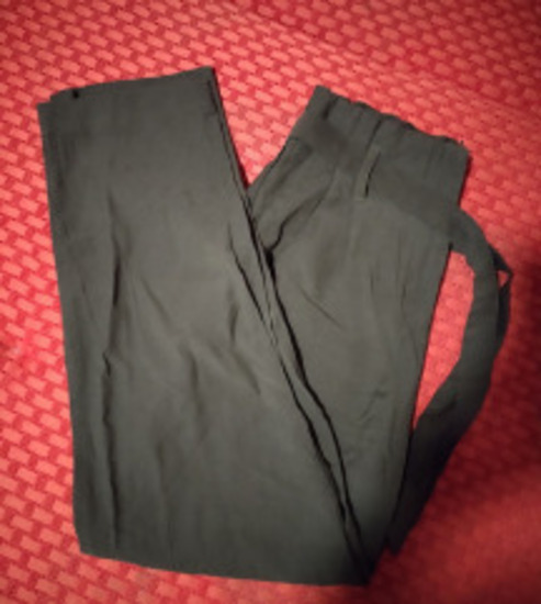 H&M duboke maslinaste pantalone