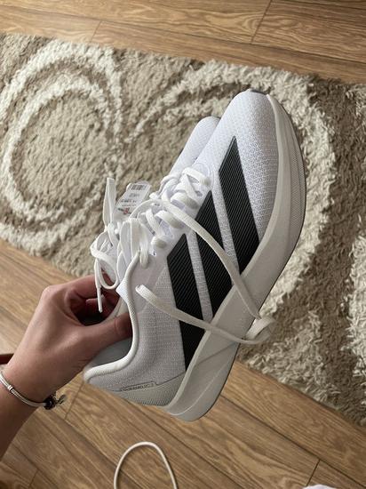 Adidas patike nove