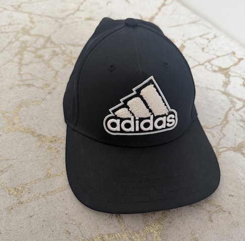 Adidas kacket
