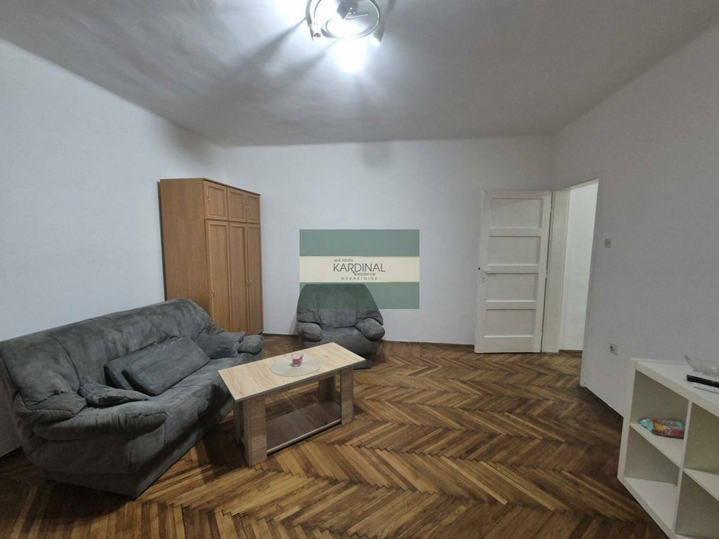 Jednosoban stan, Jagodina | Izdavanje · 41m² · 220€