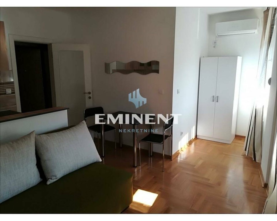 Jednosoban stan, Beograd - Dimitrija Tucovića | Izdavanje · 25m² · 500€
