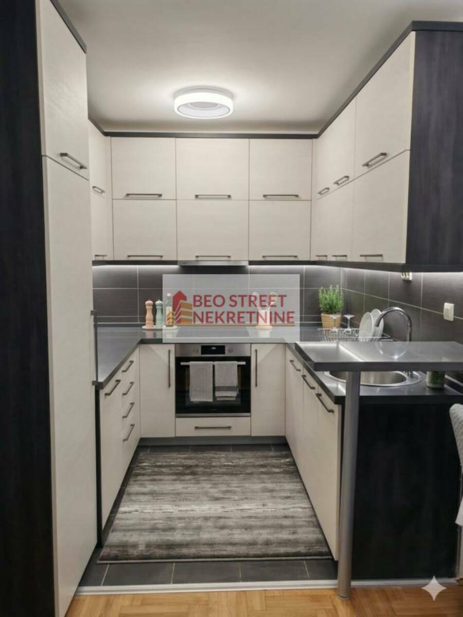 Dvosoban stan, Beograd - Vojvode Stepe | Izdavanje · 45m² · 600€