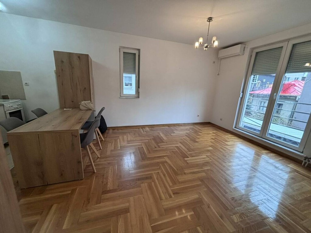 Jednoiposoban stan, Beograd - Lekino brdo | Izdavanje · 40m² · 500€