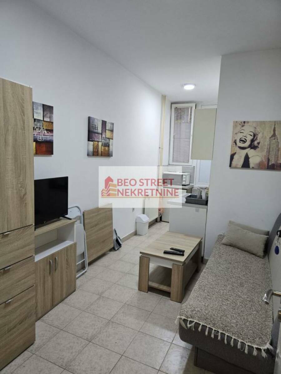 Garsonjera, Beograd - Hadžipopovac | Izdavanje · 20m² · 300€