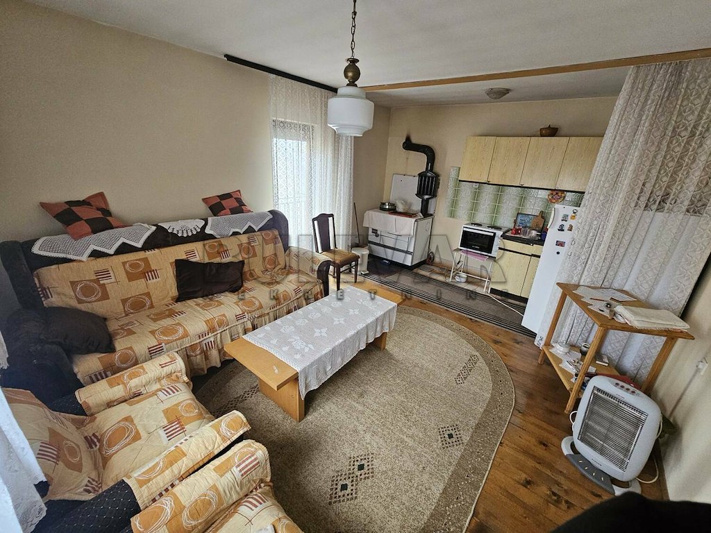 Kuća, Prokuplje - Kasarna | Prodaja · 198m² · 85.500€