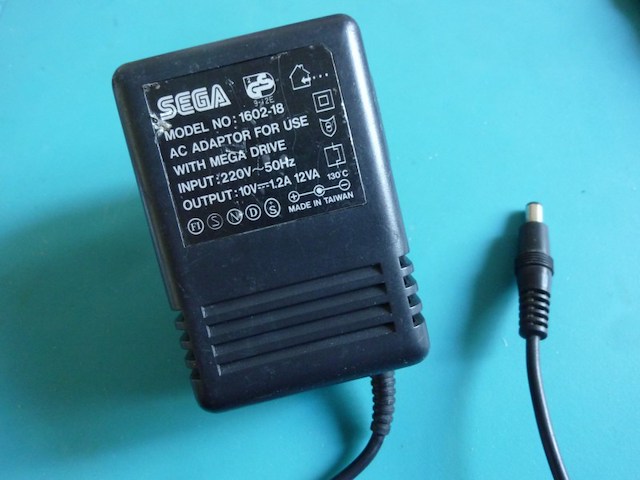 SEGA  1602-18 - strujni adapter 10V 1.2A za SMD