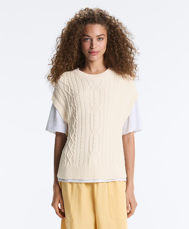 Prsluk sa okruglim izrezom i kabl pletenicama