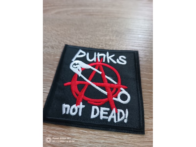 Prišivač Punks not dead