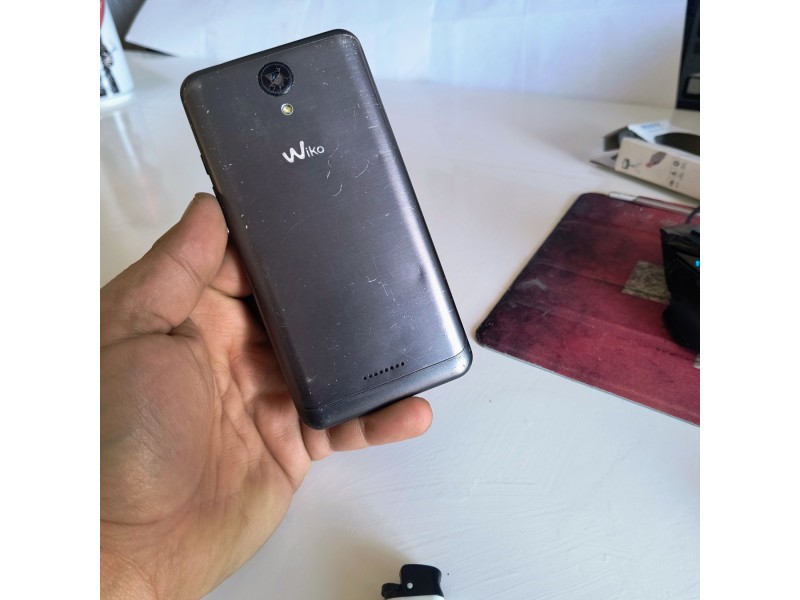 wiko mobilni 177s