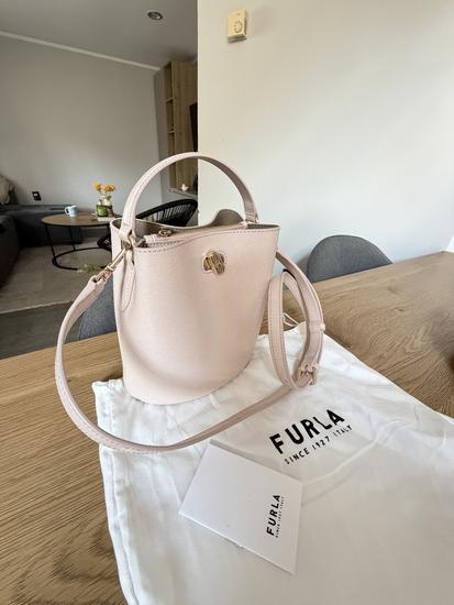   Furla torba
