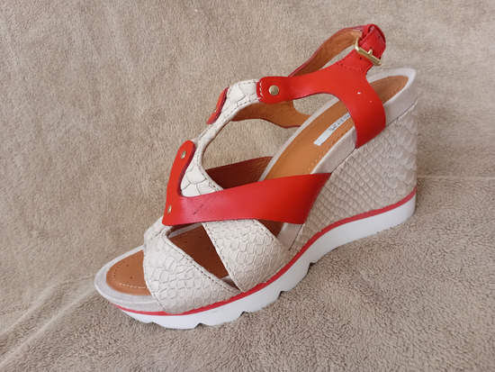 GEOX RESPIRA kozne sandale 36/23
