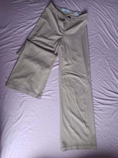 Bershka siroke pantalone