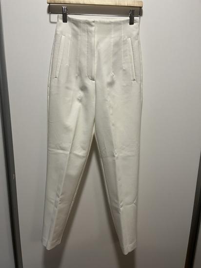 Zara poslovne bele pantalone