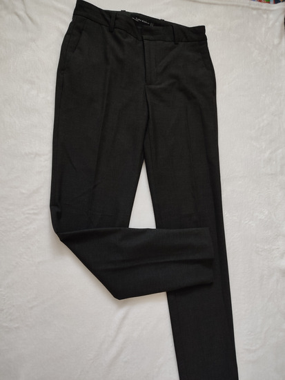 Zara pantalone