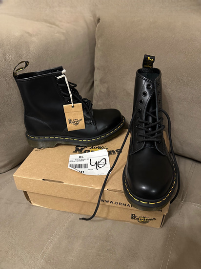 REZZ DR MARTENS 1460 NOVE čizme