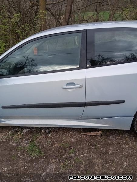 Fiat Stilo 1.9jtd Kompletan Auto U Delovima