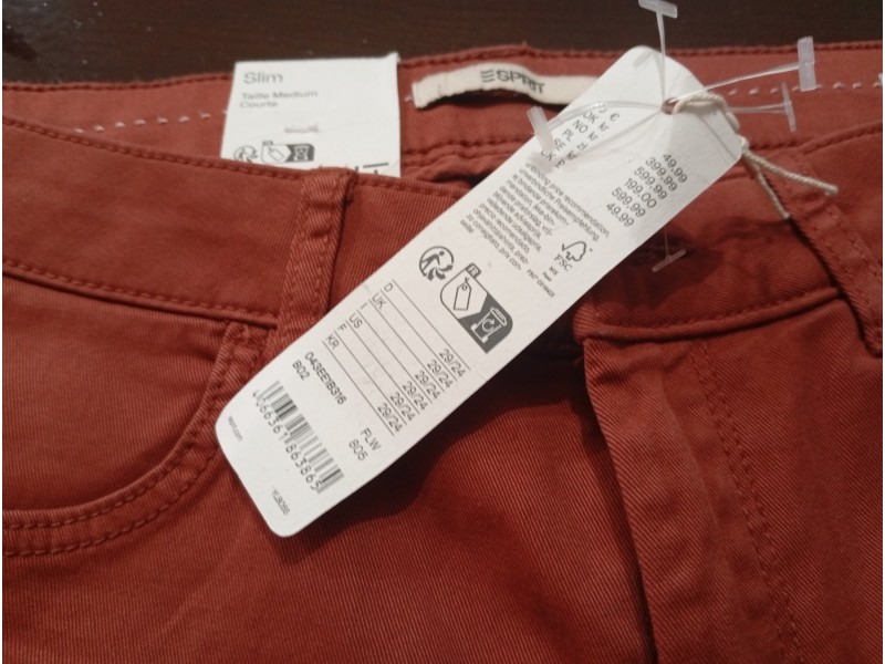 NOVO esprit 3-4 pantalonice