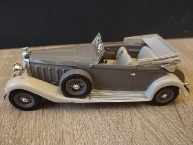Hispano Suiza - Universal Hobbies 1:43