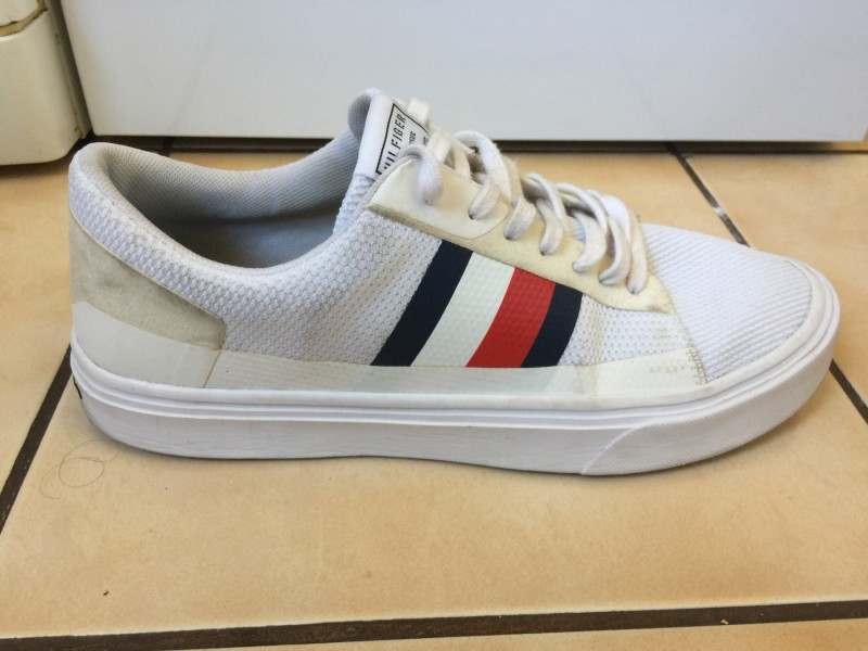 TOMMY HILFIGER muške patike 44 ORIGINAL , KAO NOVE