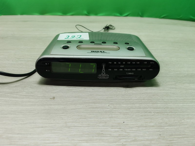 Dual radio sa alarmom 222