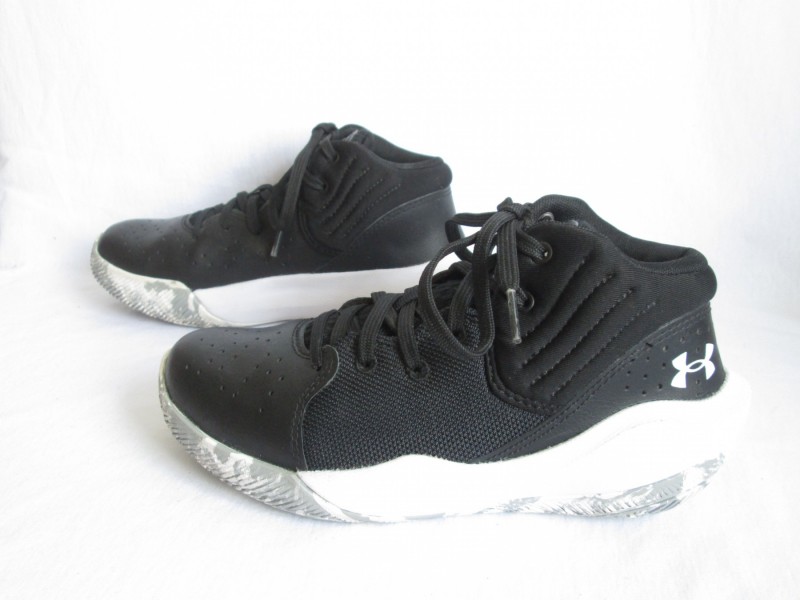 PATIKE "UNDER ARMOUR" 34 KAO NOVE