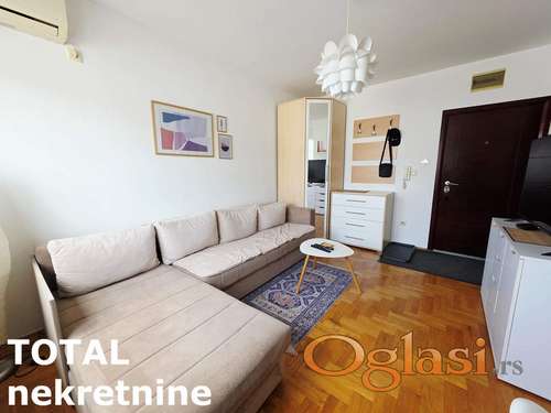 Stan NOVI SAD,CENTAR - 24 m2 95000 €, ID: 1102510