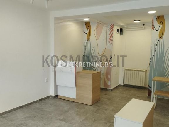 Zemun, Batajnica, Stanka Tišme, Lokal, 31m2, 350 EUR