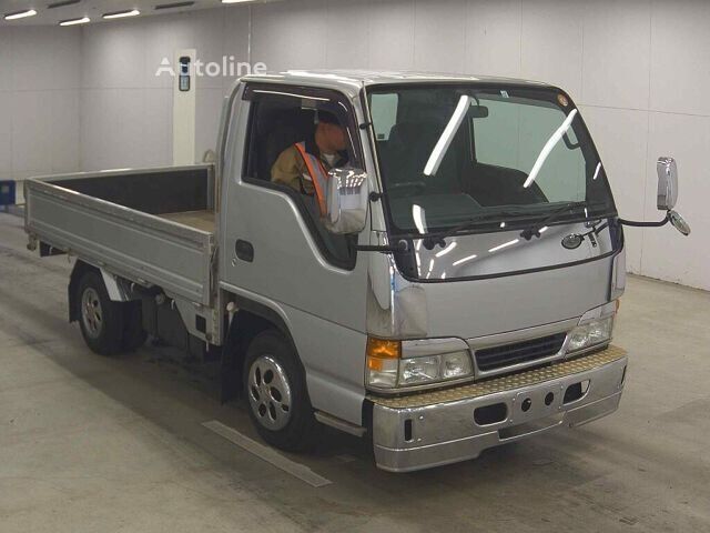 Isuzu ELF kamion s ravnom platformom < 3.5t