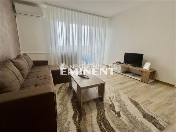 Savski venac, Senjak, Bulevar vojvode Mišića, 3.0, 70m2, 950 EUR