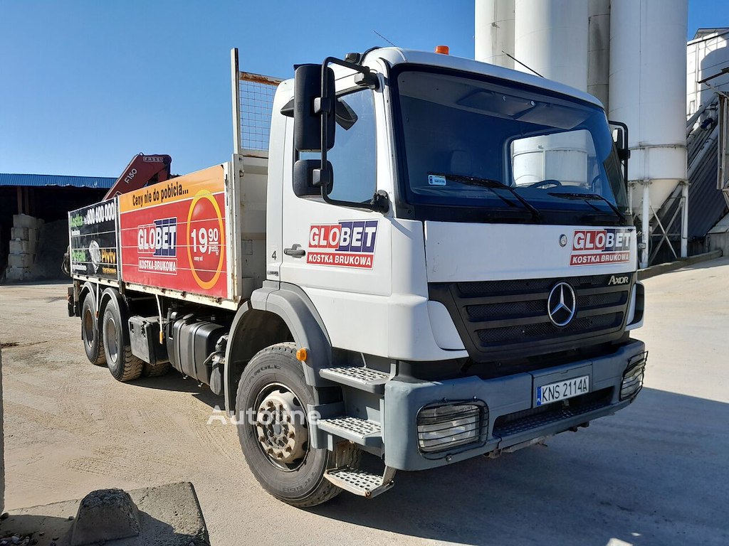 Mercedes-Benz axor hds kamion s ravnom platformom