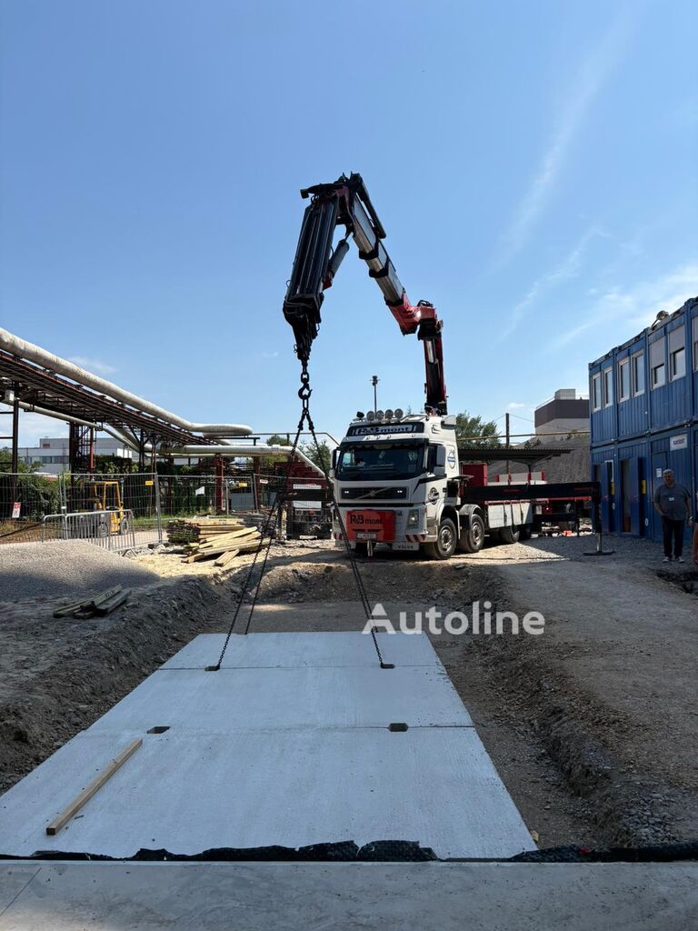 Volvo FH 440 kamion s ravnom platformom