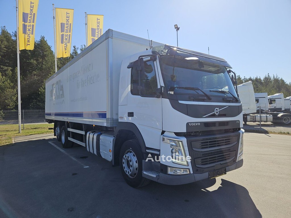 Volvo FM320 6x2 CARRIER SUPRA kamion hladnjača