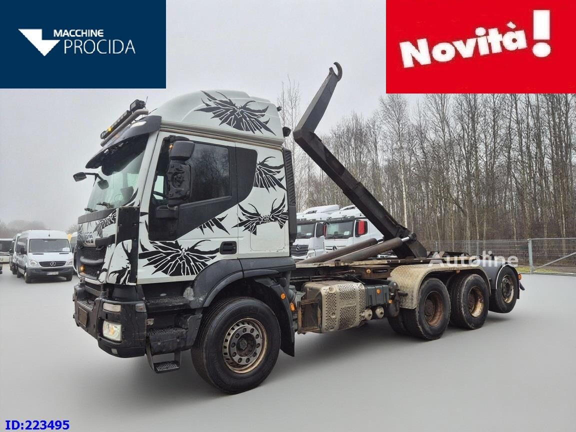 IVECO TRAKKER 480 kamion rol kiper
