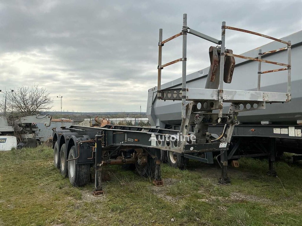 Prodaje se Schmitz Cargobull GOTHA FAHRZEUGWERKE GMBH SKI 24 poluprikolicu za prevoz kontejnera na aukciji