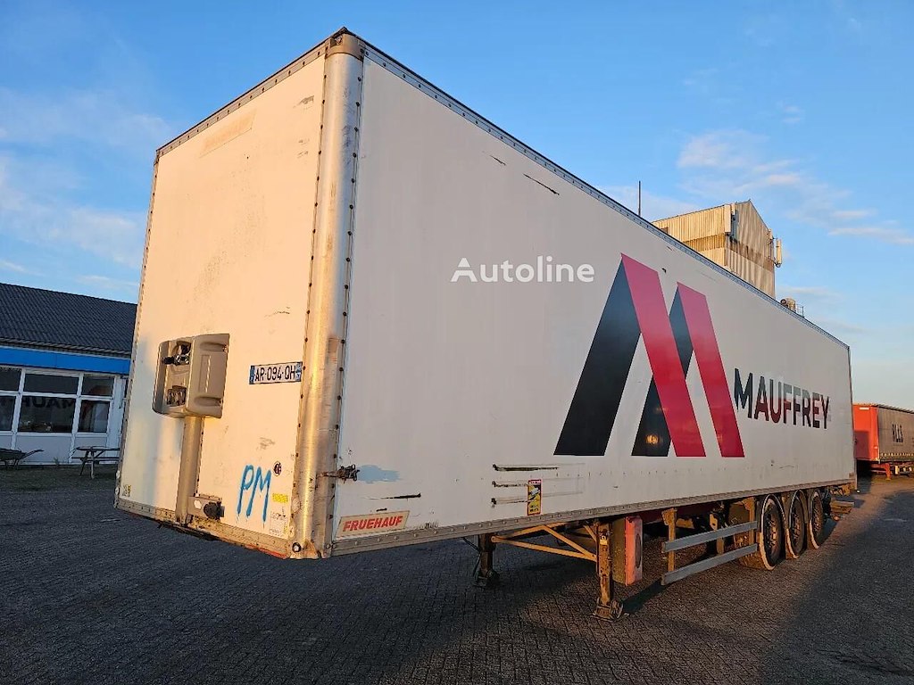 Fruehauf TX34 Fruehauf Enclosed Semi-Trailer – TX34 – 3 Axles – Tail Lift furgon poluprikolica