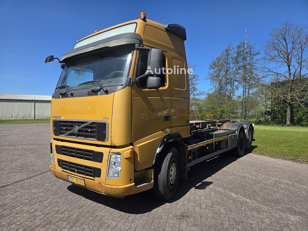 Volvo FH400 6X2 Globetrotter Euro 5 10 Tyres kamion sa kukom za podizanje tereta