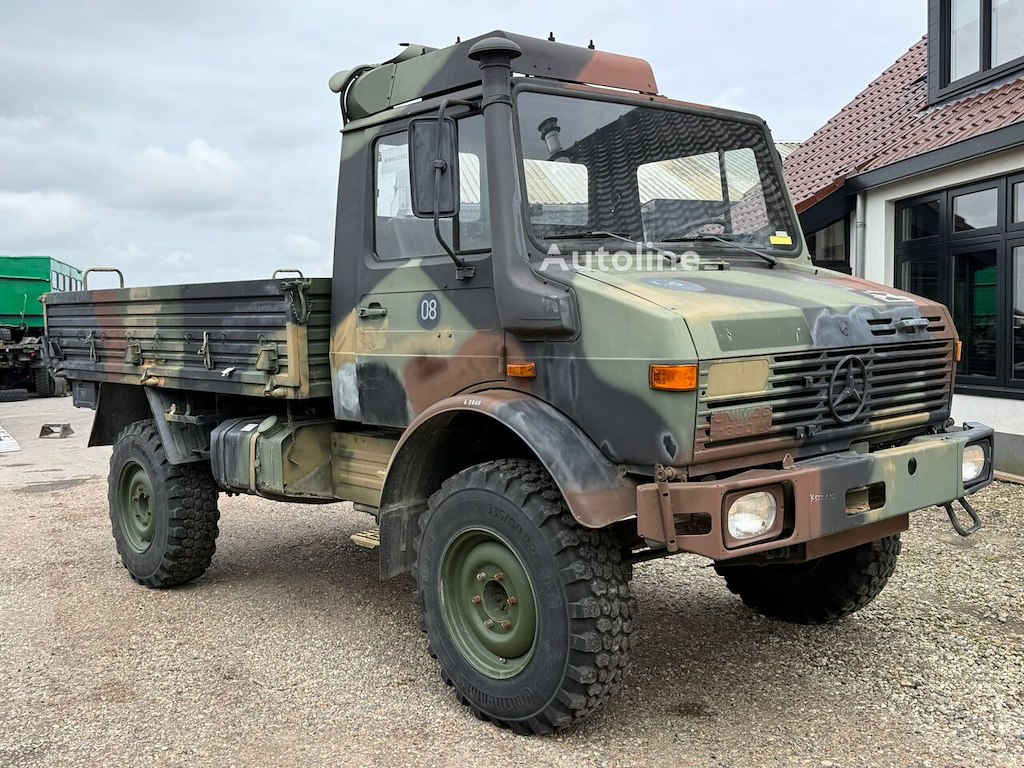 Mercedes-Benz Unimog 435 2T vojni kamion