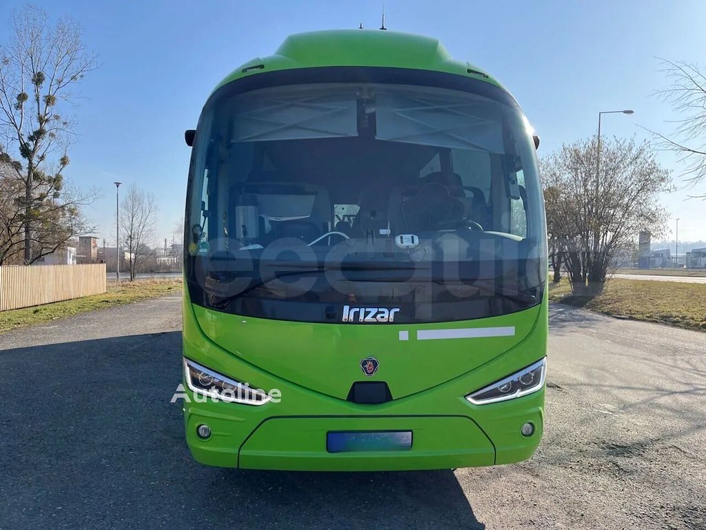 Irizar i6 turistički autobus