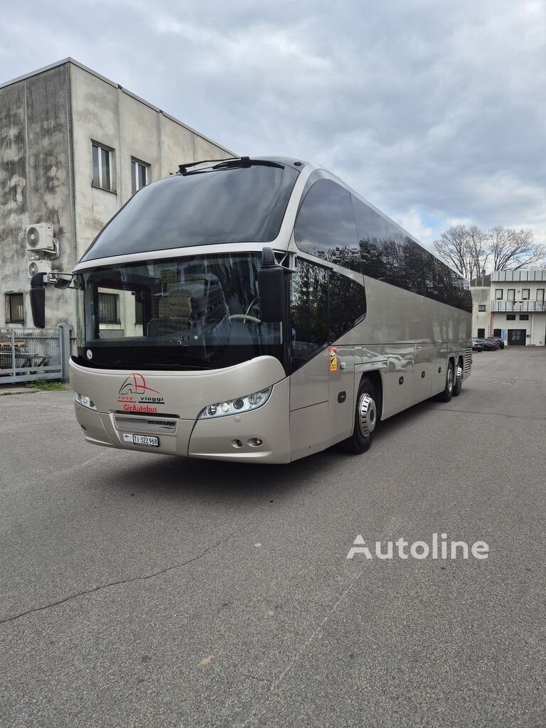 Neoplan Cityliner N1217 turistički autobus